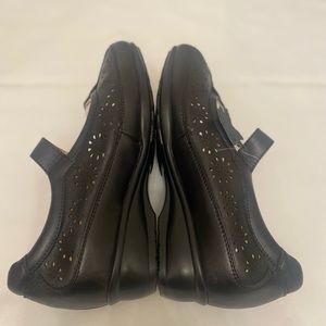 hoopoe | Shoes | Hoopoe Ortholine Leather Womens Black Shoes Size 8 New ...